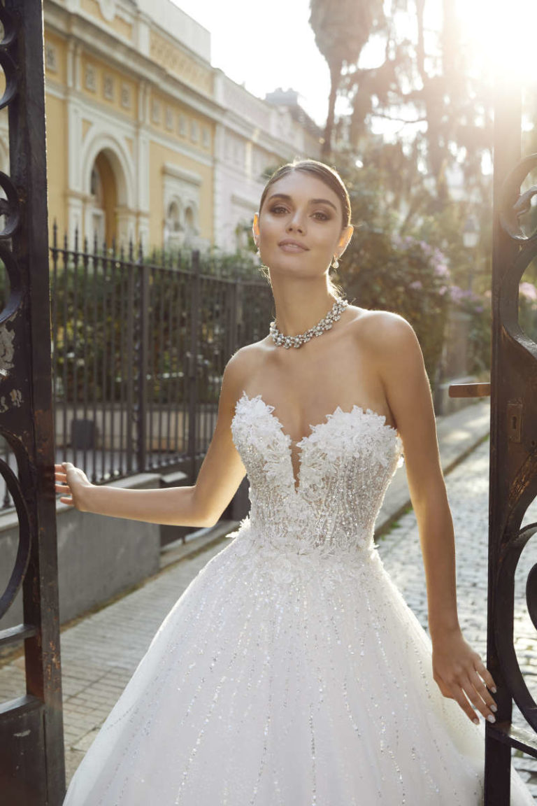 Ronald Joyce 2023 - Abiti da Sposa - Gabriella Sposa